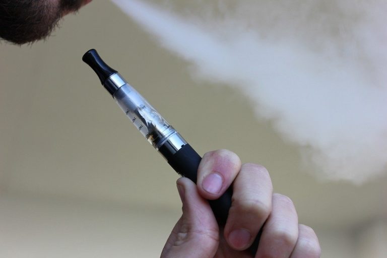5 Reasons Why Celebrities Love Vaping - Atlanta Celebrity News