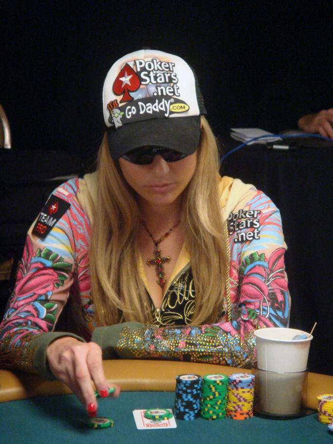 Top 6 Female Poker Player - Atlanta Celebrity News