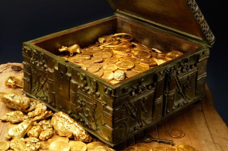 6 World's Most Valuable Treasures That Are Still Missing - Atlanta ...