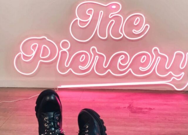 Benefits Of Adding A Neon Sign To Your Man Cave - Atlanta Celebrity News