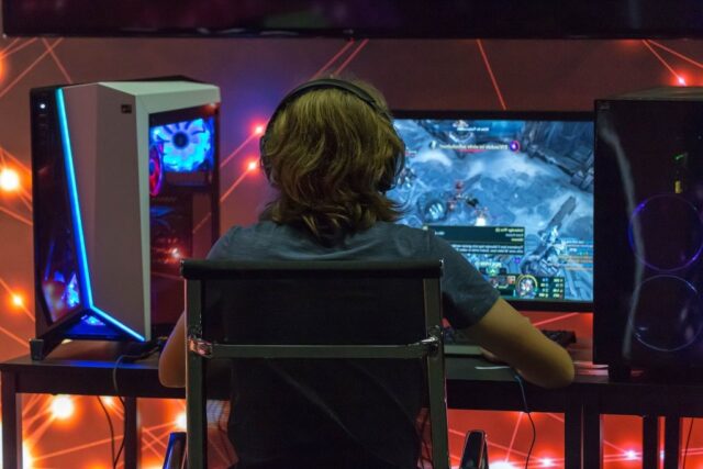 How to Become a Professional Gamer - Atlanta Celebrity News