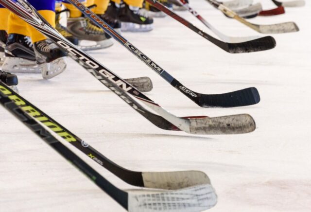 8 Tips for Finding the Best Hockey Stick - Atlanta Celebrity News