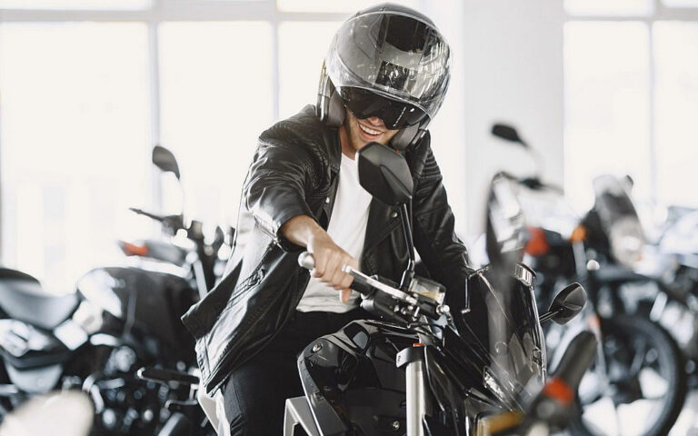 Buying Your First Motorcycle Helmet