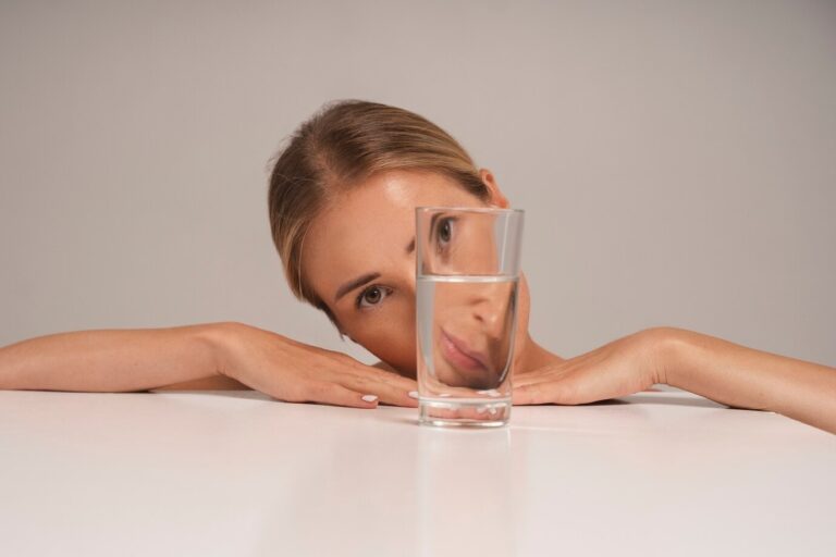 Water Tasting: What to Learn - Atlanta Celebrity News